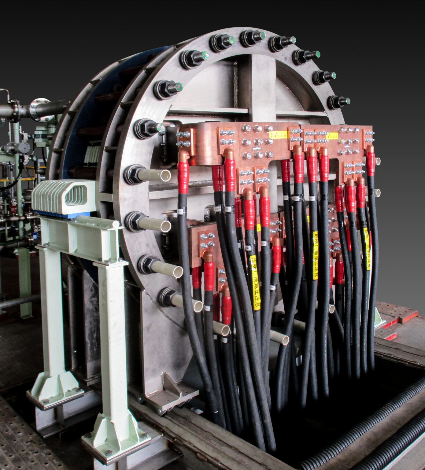 日本触媒とトクヤマによる「高圧方式に適した大型アルカリ水電解装置及びセパレータの開発事業」が NEDO 事業として採択 | ニュース | 日本触媒